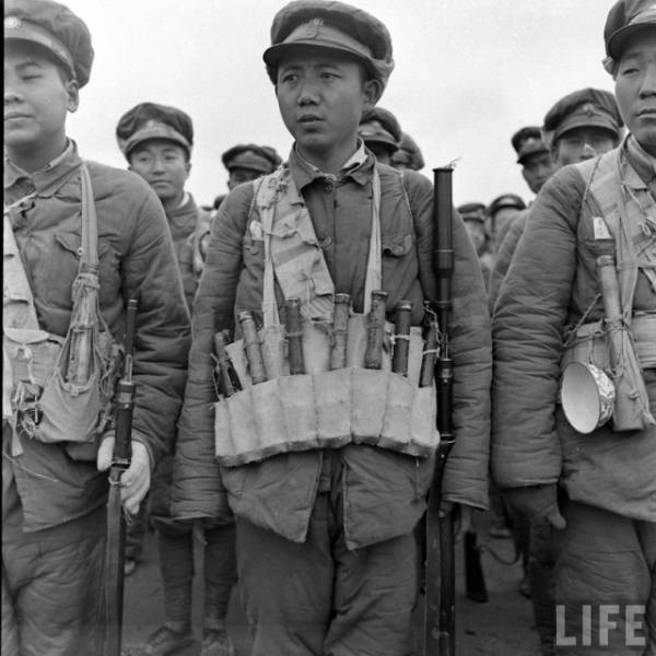 A Look At Chinese Civil War Back In 1947 (48 pics) - Izismile.com