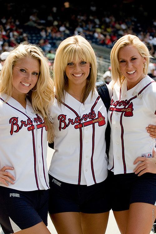 Compilation Of Hot Cheerleaders 32 Pics