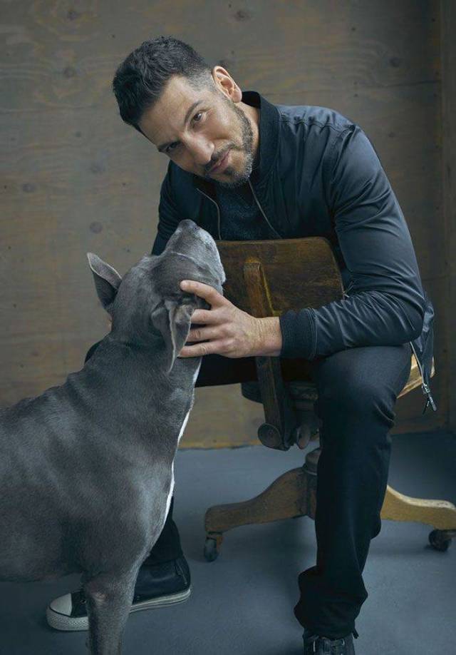 Jon Bernthal From “The Walking Dead” Might Look Way Too Badass, But He ...