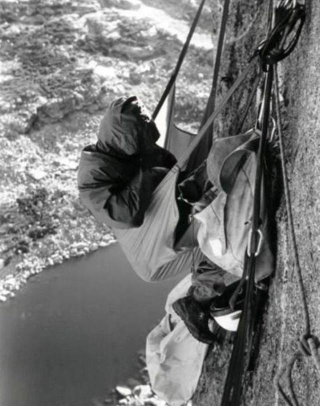 How Climbers Sleep When They’re Hanging High In The Mountains (45 pics ...