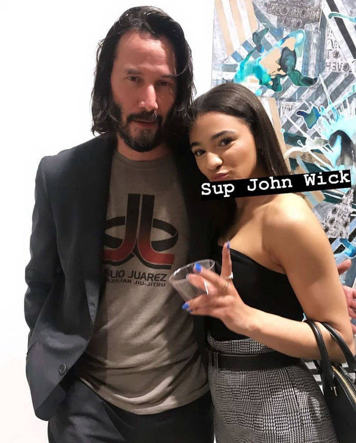 Keanu Reeves And His Hover Hands (8 pics) - Izismile.com