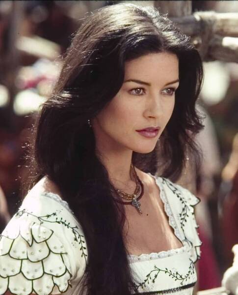 The Most Beautiful Women Of The Last 100 Years, According To Ordinary ...