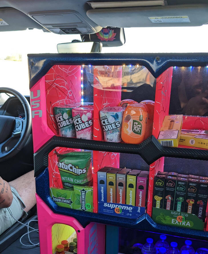 Lucky People Showing Their Little Discoveries (44 PICS) - Izismile.com