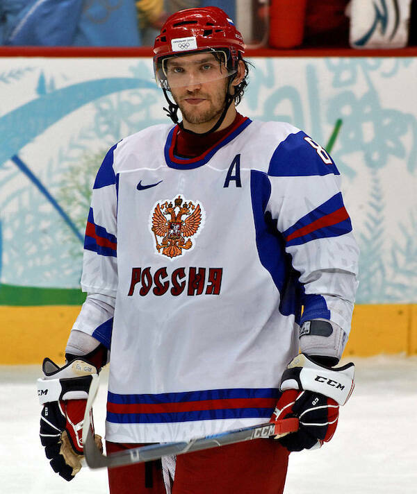 Unbelievable Moments In History: Events That Seem Too Extraordinary To ...