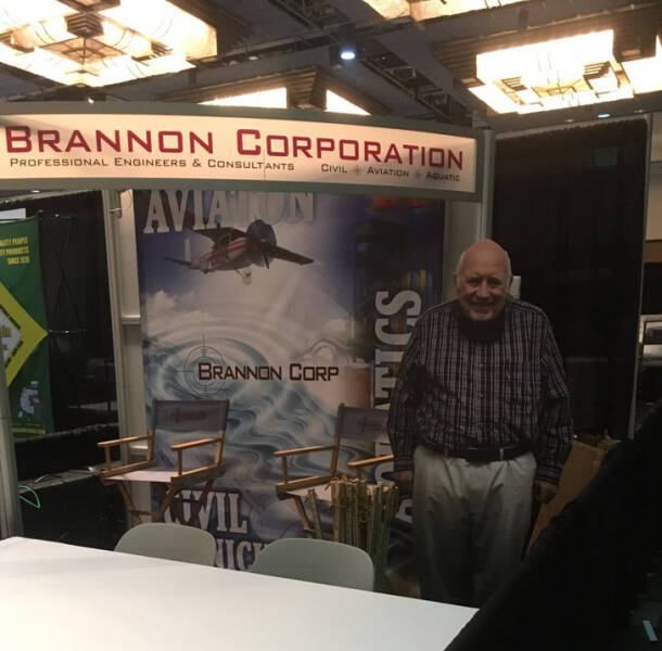 Hilarious Employees Who Turned Work Into A Comedy Show (19 PICS ...