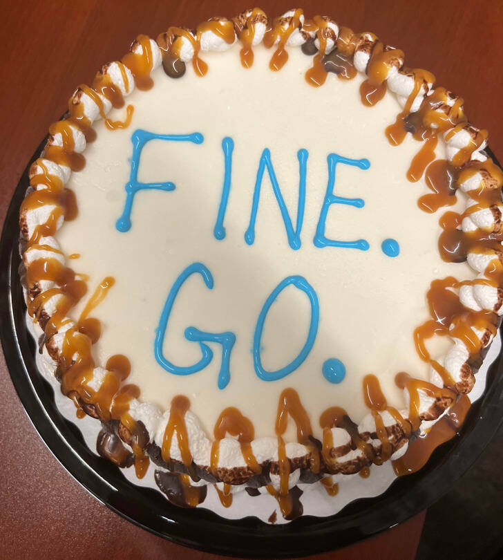 Hilarious Employees Who Turned Work Into A Comedy Show (19 PICS ...