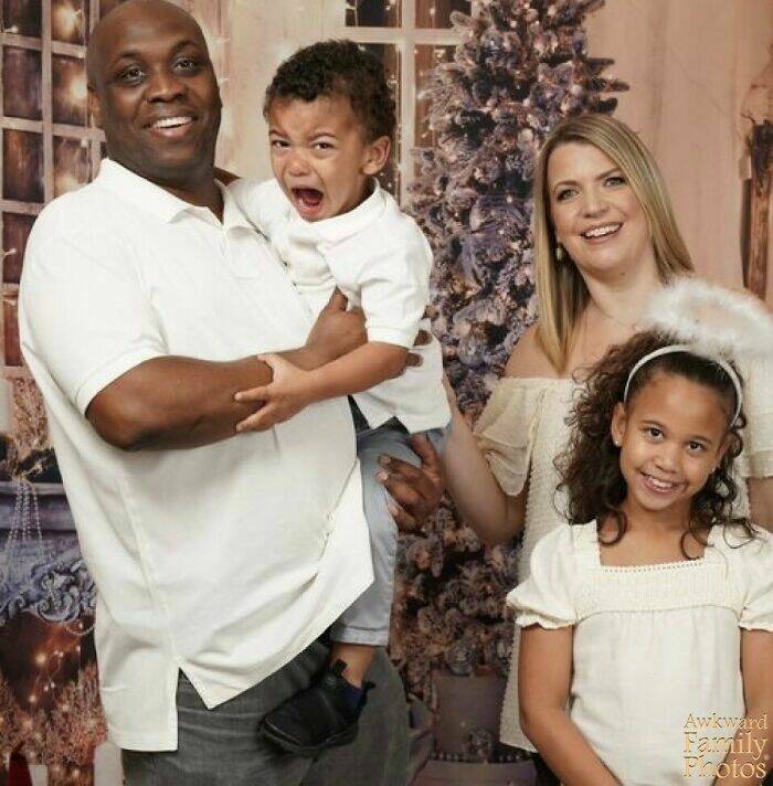 Cringe-Worthy Family Photos That Deserve The Spotlight (47 PICS ...