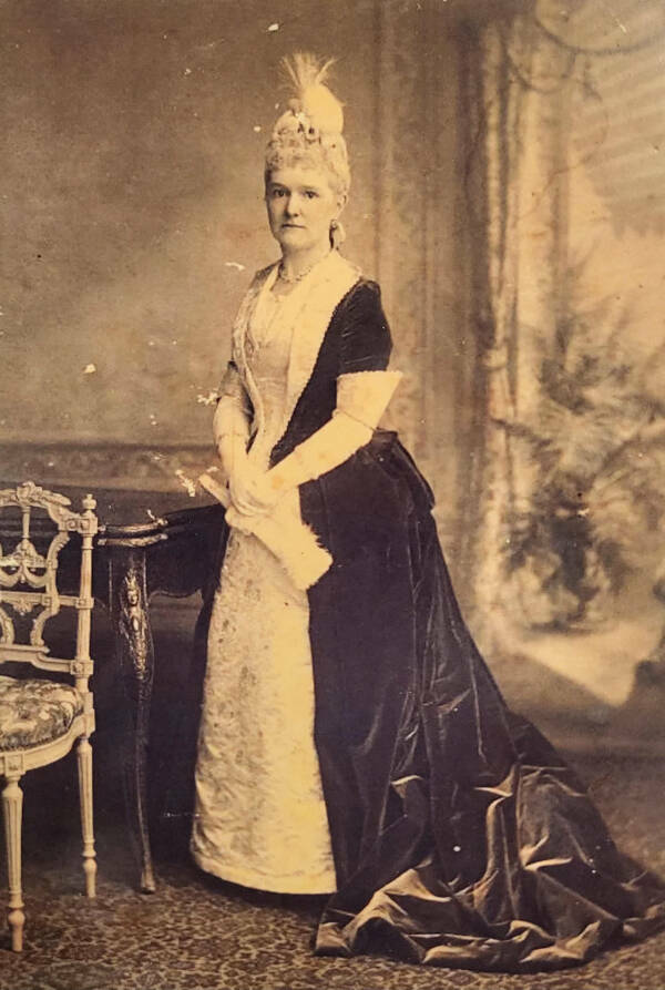 Vintage Photos That Offer A Fascinating Window Into The Past (32 PICS ...