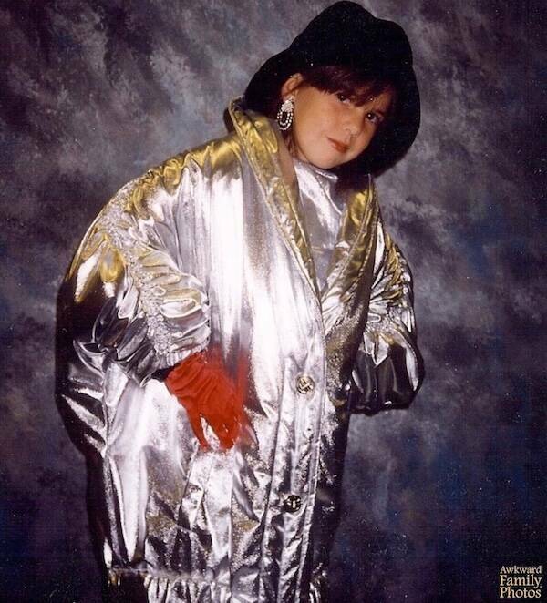 Relatives Are Strange, But Our Albums Are Stranger (34 PICS) - Izismile.com