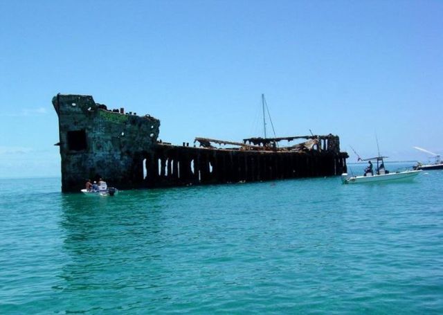 Boats made from concrete (13 pics) - Izismile.com