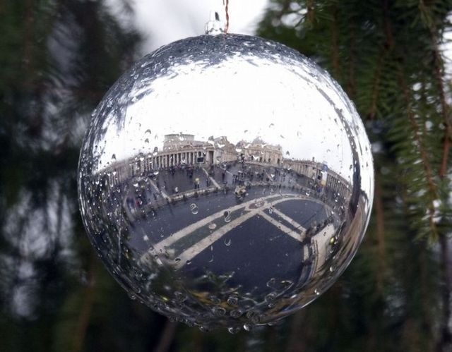 Awesome pictures on the theme of reflection (28 pics) - Izismile.com