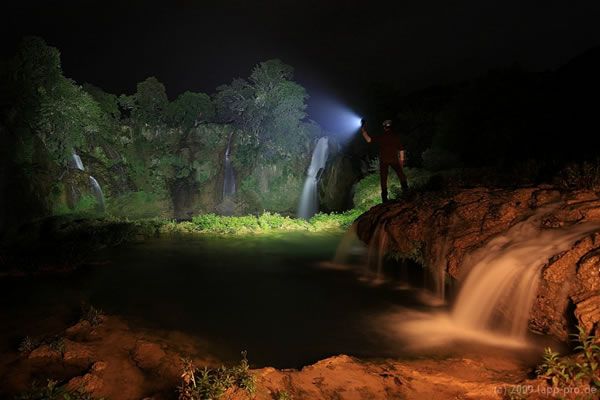 Amazing light paintings (35 pics) - Izismile.com