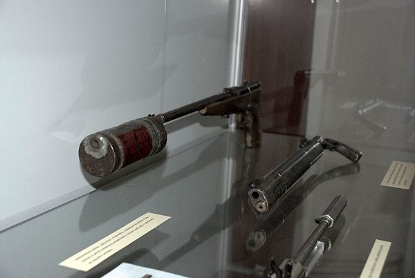 Collection of weapons at a police museum in Prague (10 pics) - Izismile.com