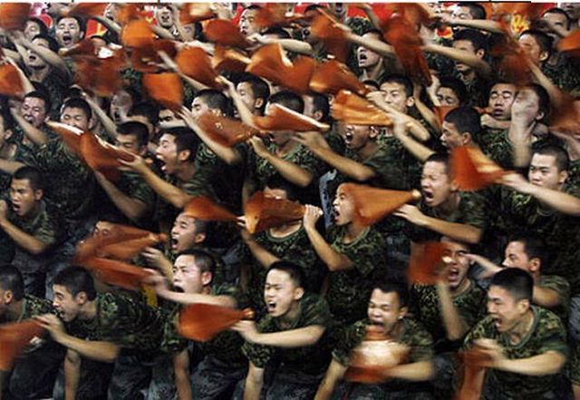 Funny Chinese soldiers (12 pics) - Izismile.com