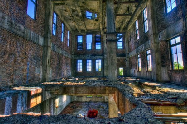Abandoned industrial sites HDR pictures (24 pics) - Izismile.com