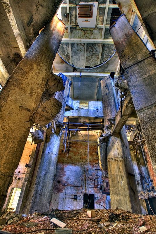 Abandoned industrial sites HDR pictures (24 pics) - Izismile.com