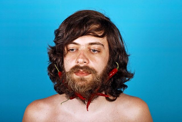 It’s not easy to eat with a beard ;) (9 pics) - Izismile.com