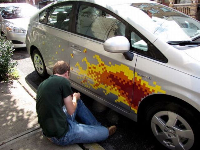 Pixel flame on a car (13 pics) - Izismile.com