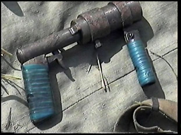 Self-made weapons of Chechen fighters (13 pics) - Izismile.com