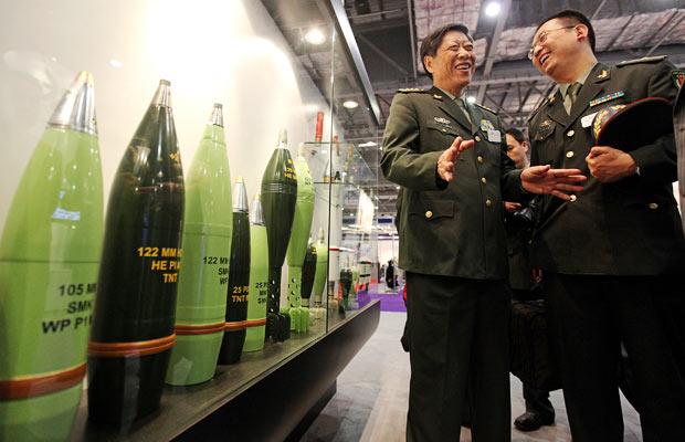 The fastest boat ever built - The XSR military interceptor and other ...