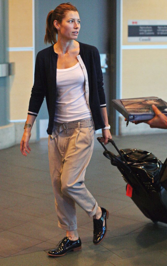 Jessica Biel without make up is still gorgeous (7 pics) - Izismile.com