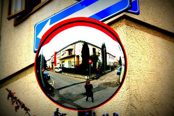 Street mirrors (35 pics) - Izismile.com