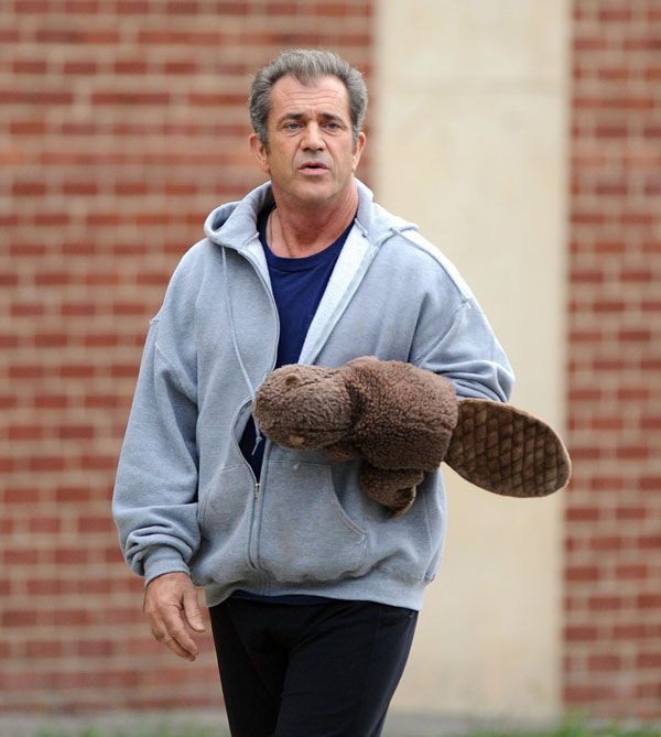 Mel Gibson while filming a scene from a new movie directed by Jodie ...