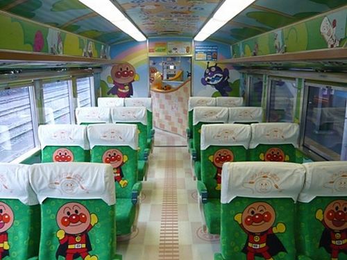 Japanese painted train wagons (33 pics) - Izismile.com