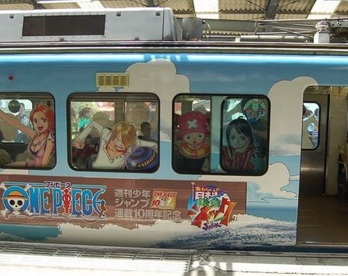 Japanese painted train wagons (33 pics) - Izismile.com