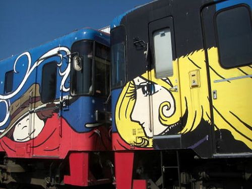 Japanese painted train wagons (33 pics) - Izismile.com