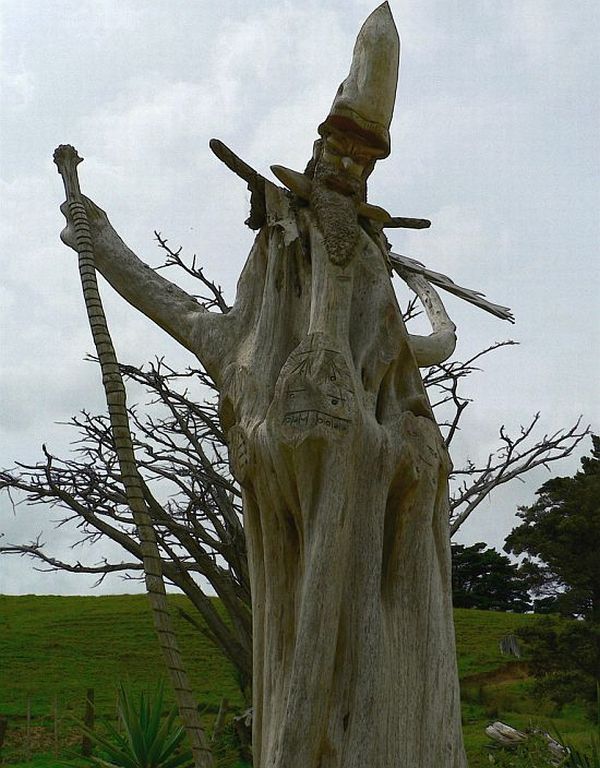 Beautiful Tree Sculptures (20 pics) - Izismile.com