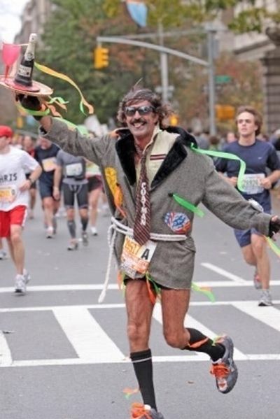 The Coolest Costumes of 2009 NYC Marathon (25 pics) - Izismile.com