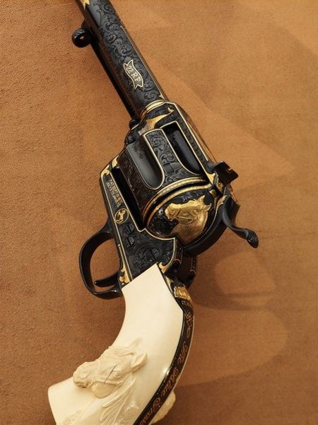 Collector weapons (77 pics) - Izismile.com