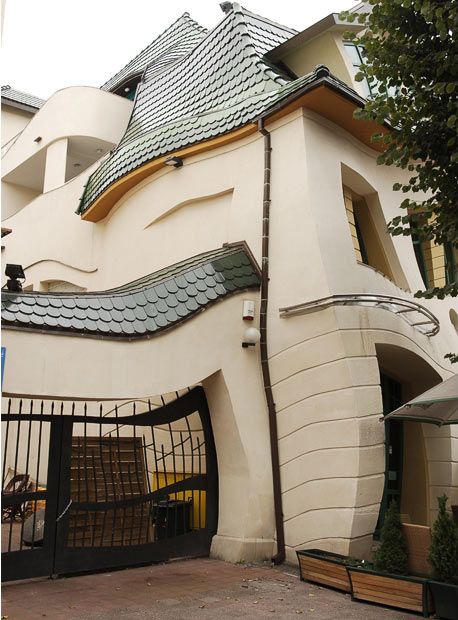 Oddly Painted Houses (22 pics) - Izismile.com