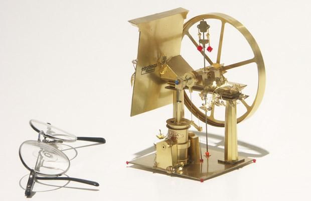 Solar Powered Miniature Models of Different Vehicles (10 pics ...