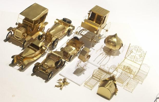 Solar Powered Miniature Models of Different Vehicles (10 pics ...