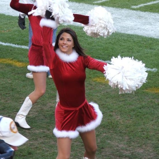 Compilation Of Hot Cheerleaders 32 Pics