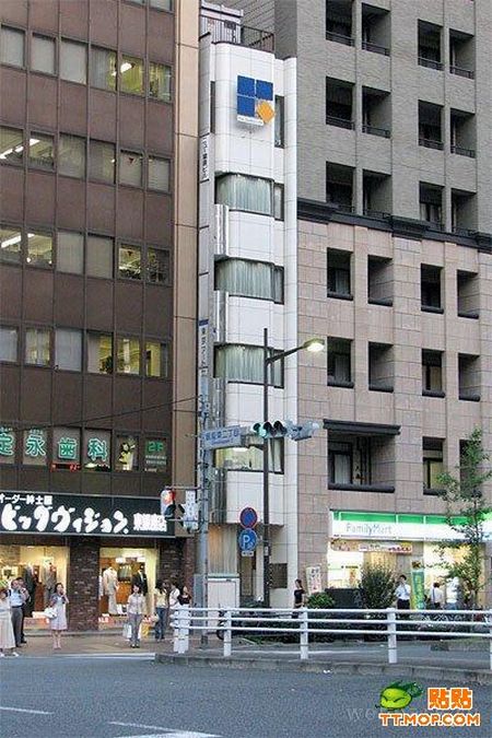 Very Narrow Buildings (13 pics) - Izismile.com