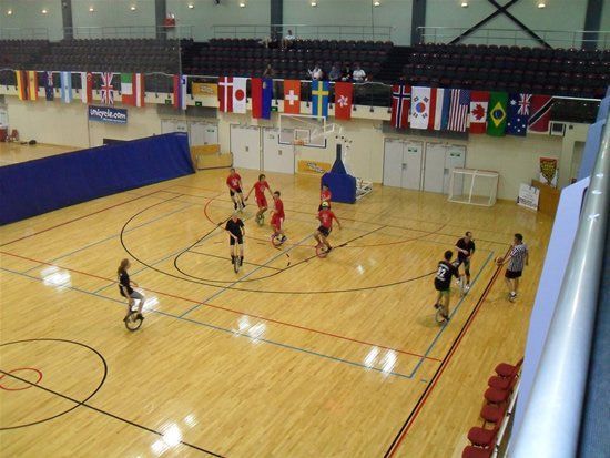 An Alternative Way to Do Sports (10 pics) - Izismile.com