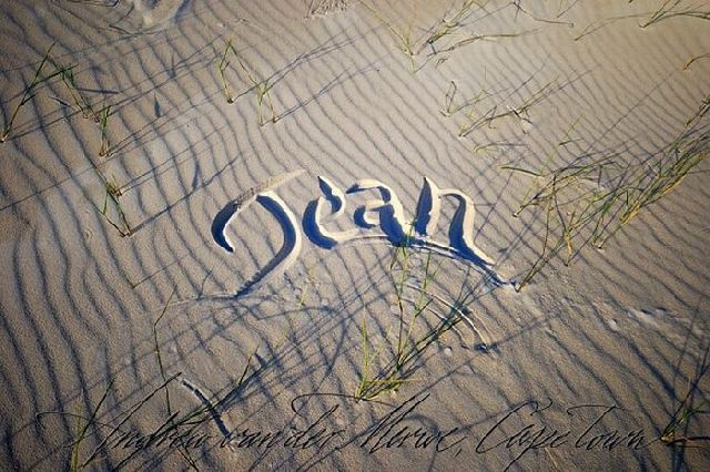 Beautiful Calligraphy Art on the Sand (32 pics) - Izismile.com