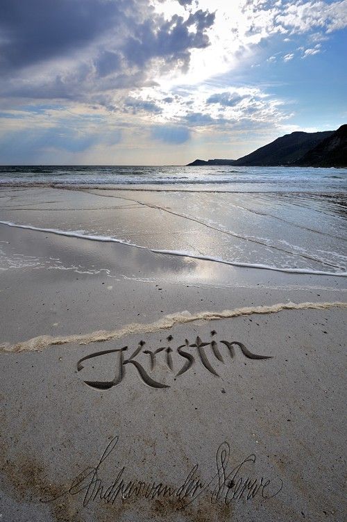 Beautiful Calligraphy Art on the Sand (32 pics) - Izismile.com
