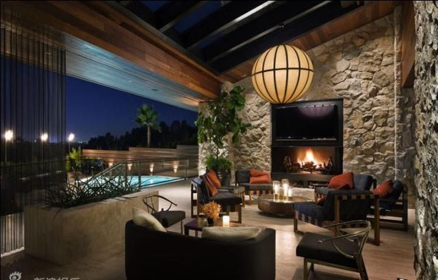 Jennifer Aniston Home Photos