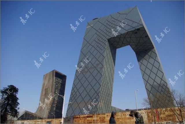 Beijing CCTV Headquarters. One Year Later After the Fire (16 pics ...