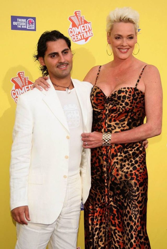 Celebrity Couple with Big Height Difference (22 pics) - Izismile.com