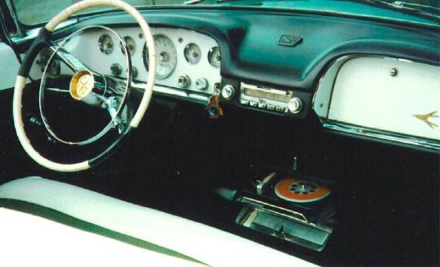 Cool Vintage Car Record Players (9 pics) - Izismile.com