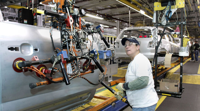 A Photo Tour at General Motors Factory (18 pics) - Izismile.com