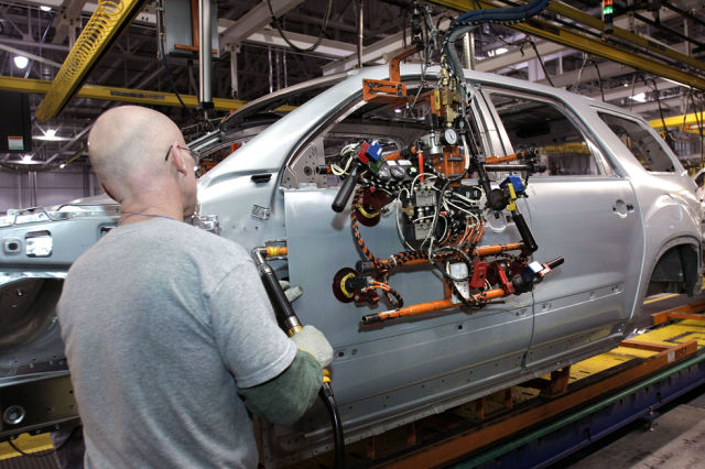 A Photo Tour at General Motors Factory (18 pics) - Izismile.com