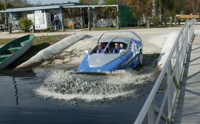 Cool Amphibian Cars (29 pics) - Izismile.com