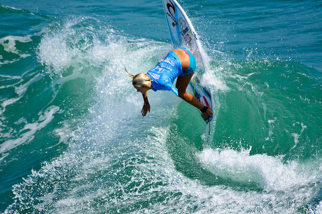 Awesome One-Armed Surfer (45 pics) - Izismile.com