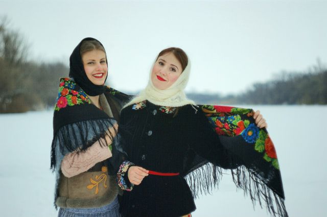 Beautiful Slavic Girls In Traditional Outfits 48 Pics